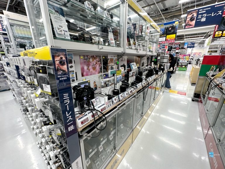 【秋葉原】Bic Camera AKIBA，電器玩具公仔遊戲商品好好買 - 日本自助旅行大補帖@凱子凱